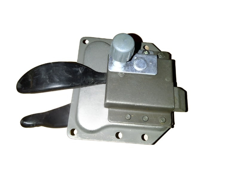 Door Handle Assembly Right Hand w/Int Button Lock — 3 Brothers Classic ...